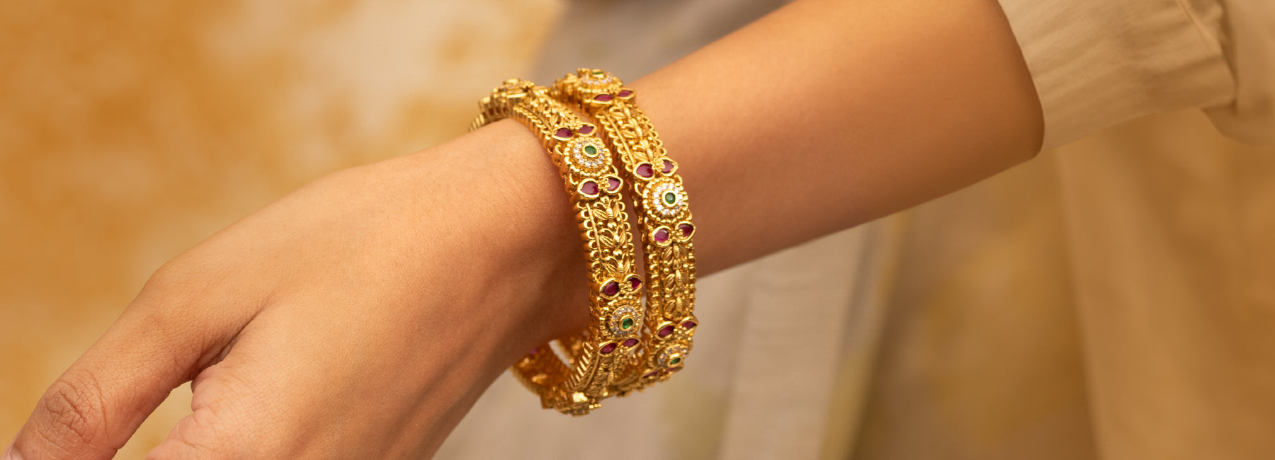 Popular Indian Bangle Styles That Are Trending This Summer - Tarinika