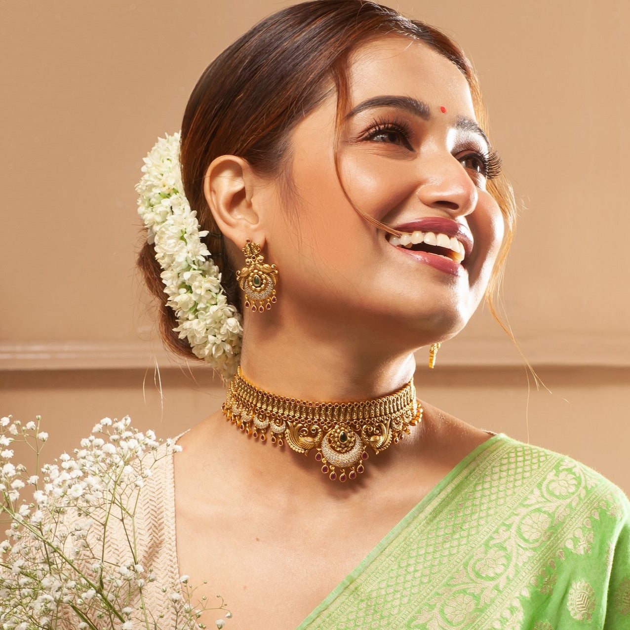 Shop Handcrafted & Premium Chokers for Women at Tarinika